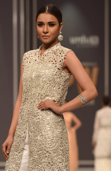 2_03748776-3208-426b-a0b9-679b64e2350f_grande.jpg?v=1594858764